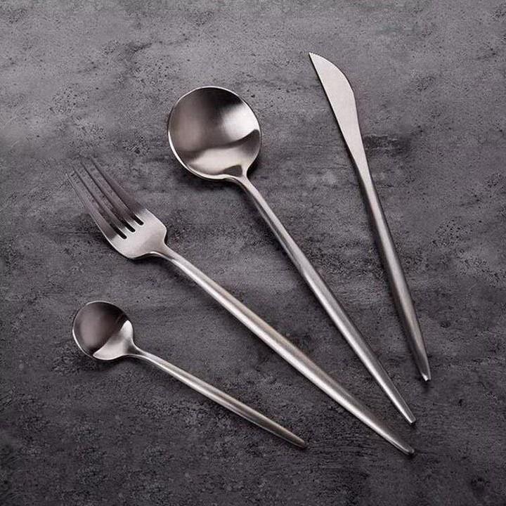 24 Pcs Minimalist Flatware – Scope Kitchen